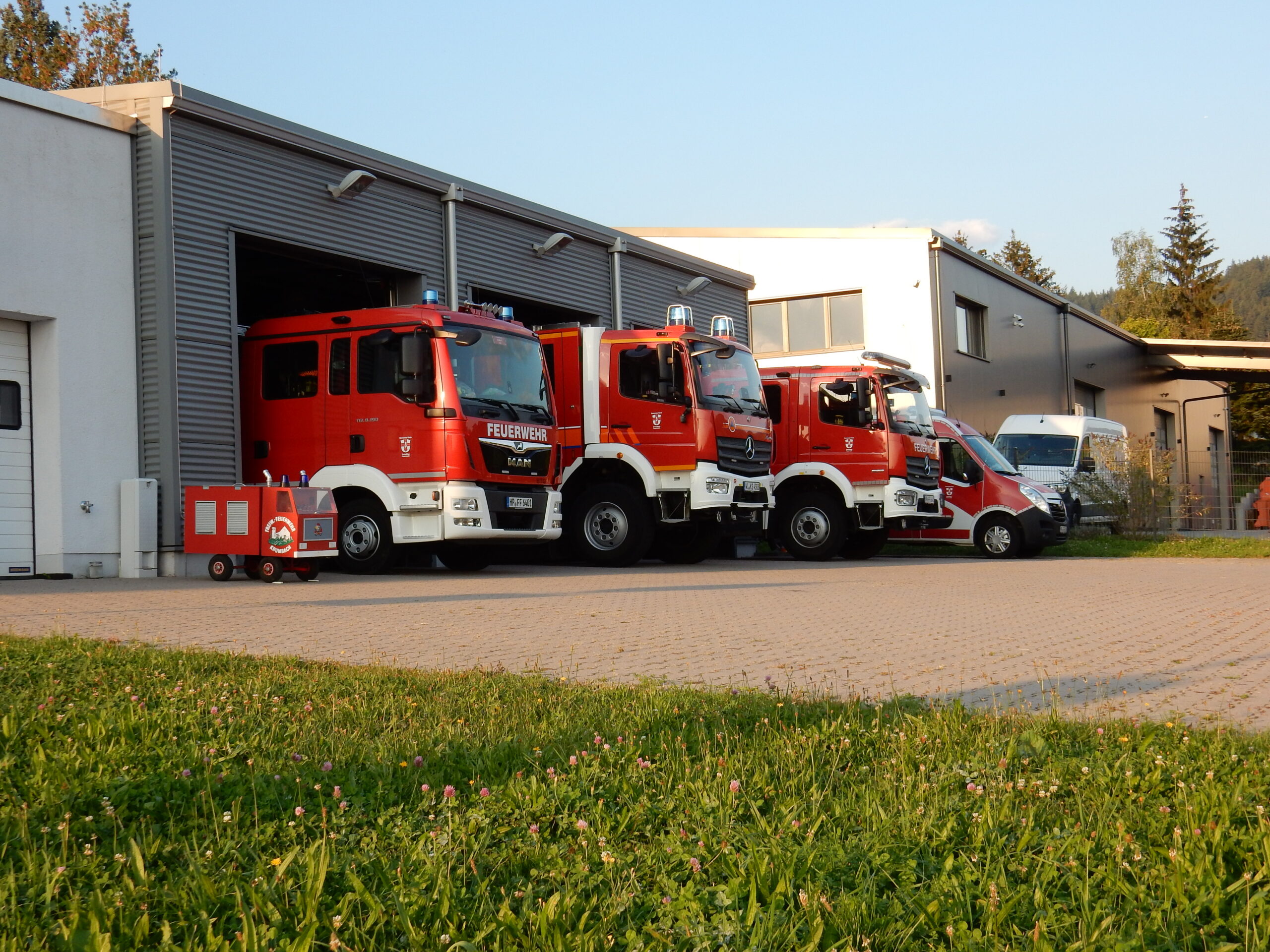 Fahrzeuge - Freiwillige Feuerwehr Krumbach